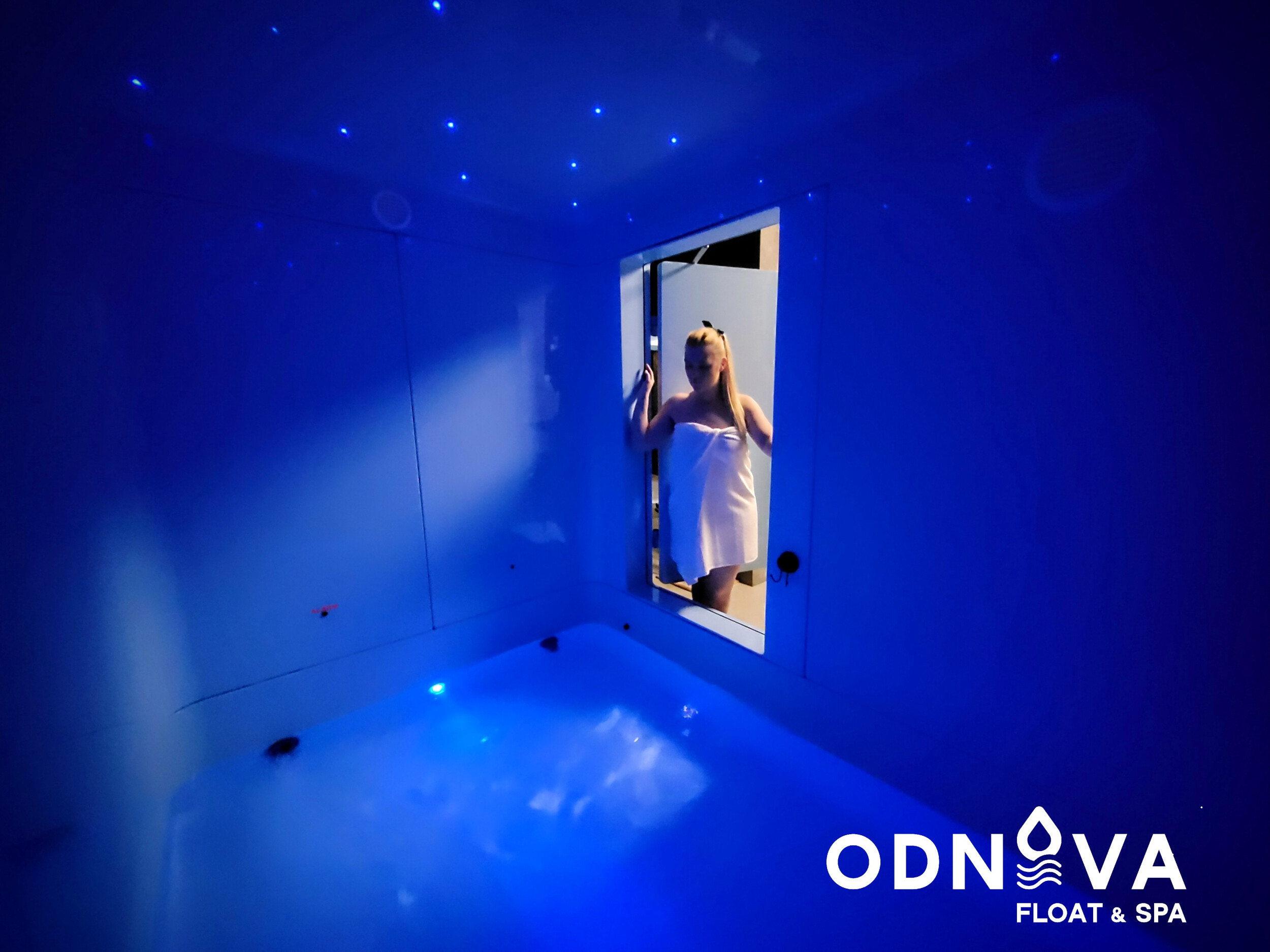 Relaksacyjna Sesja Floatingu (60 minut) | Katowice | Odnova Float & SPA | Pomysł na Prezent ...