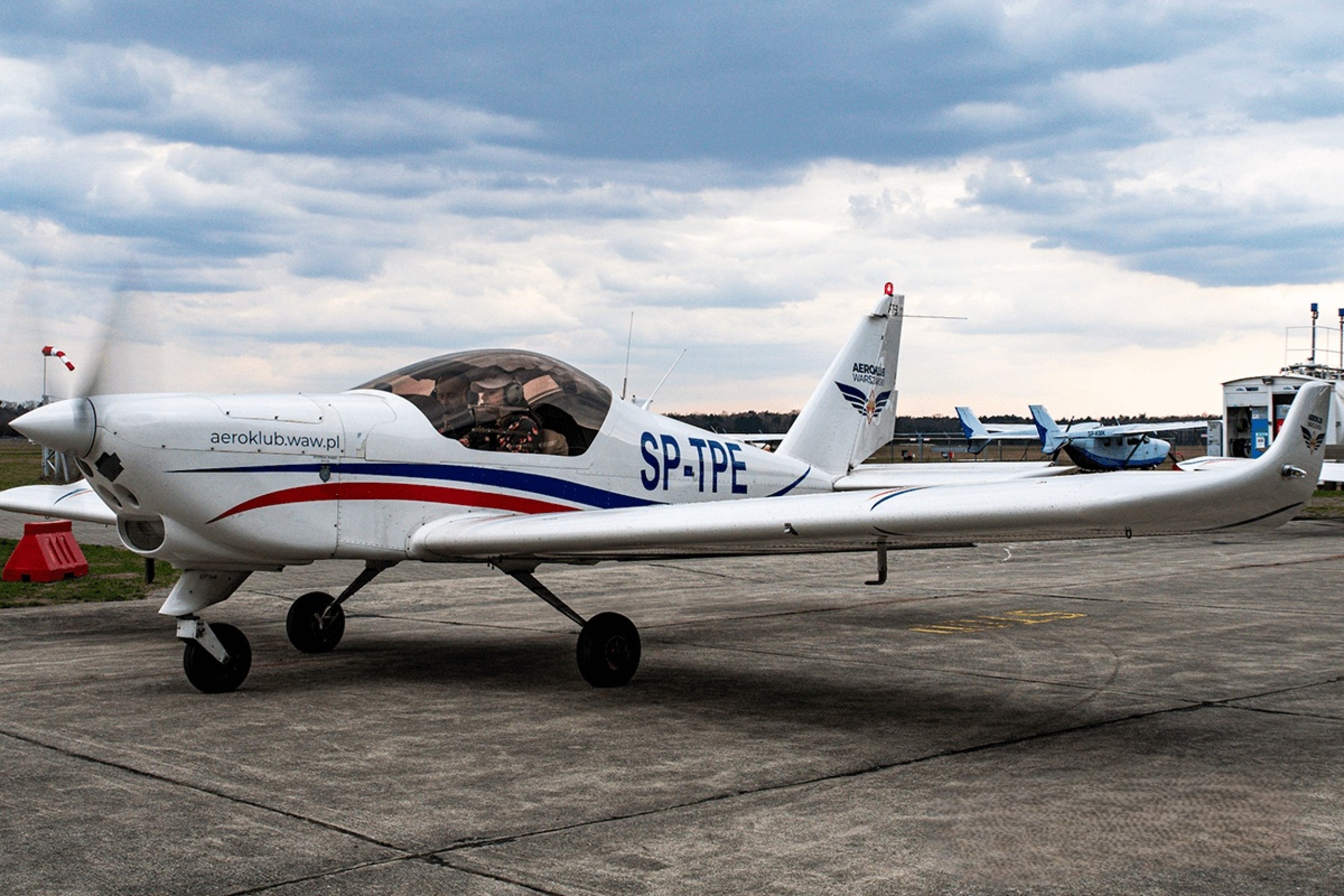 Lot Samolotem | Warszawa | Pomysł na Prezent! | WyjatkowyPrezent.pl